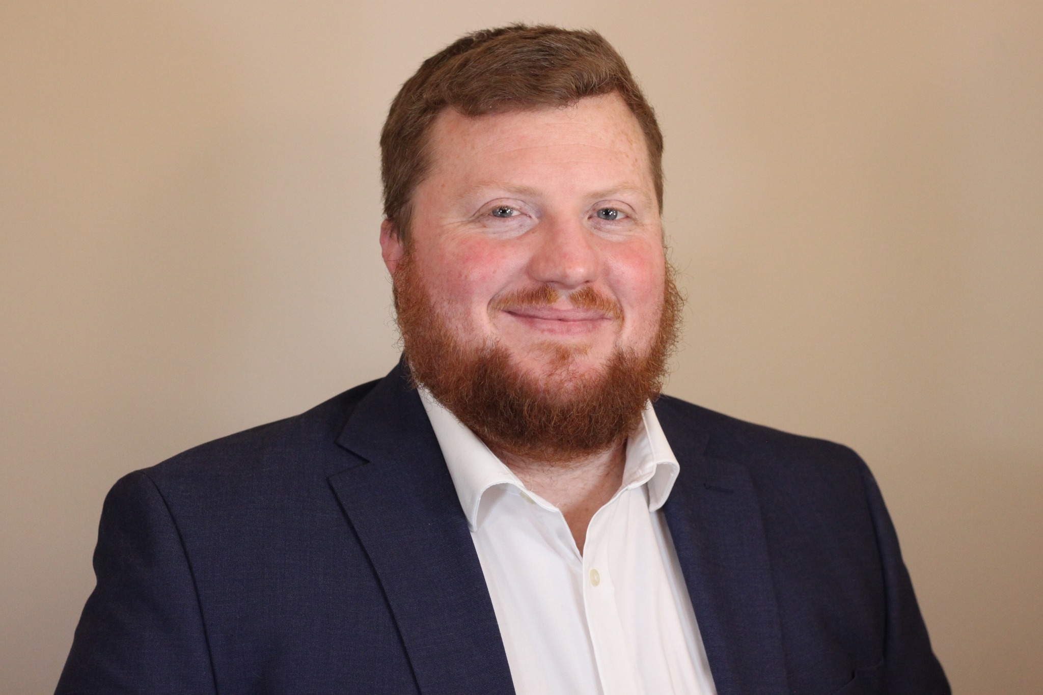 About – Tom Tracey